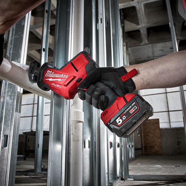 Milwaukee M18 FUEL Hackzall (Kit) M18FHZ-502X | Euro Car Parts
